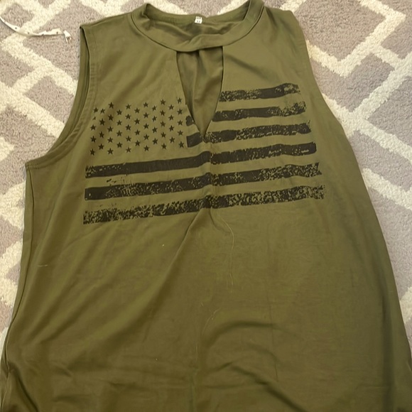 Tops | Army Green Cutoff With V Cut Out America Flag Printed On Front ...